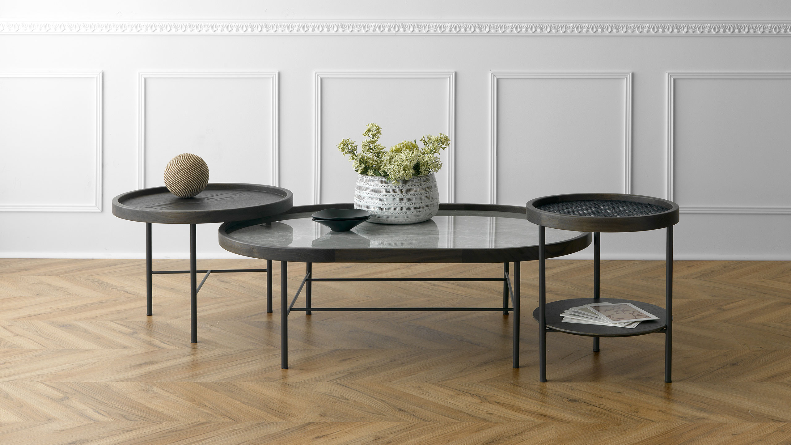 REFLECTIONS COFFEE TABLES - Salt and Pepper